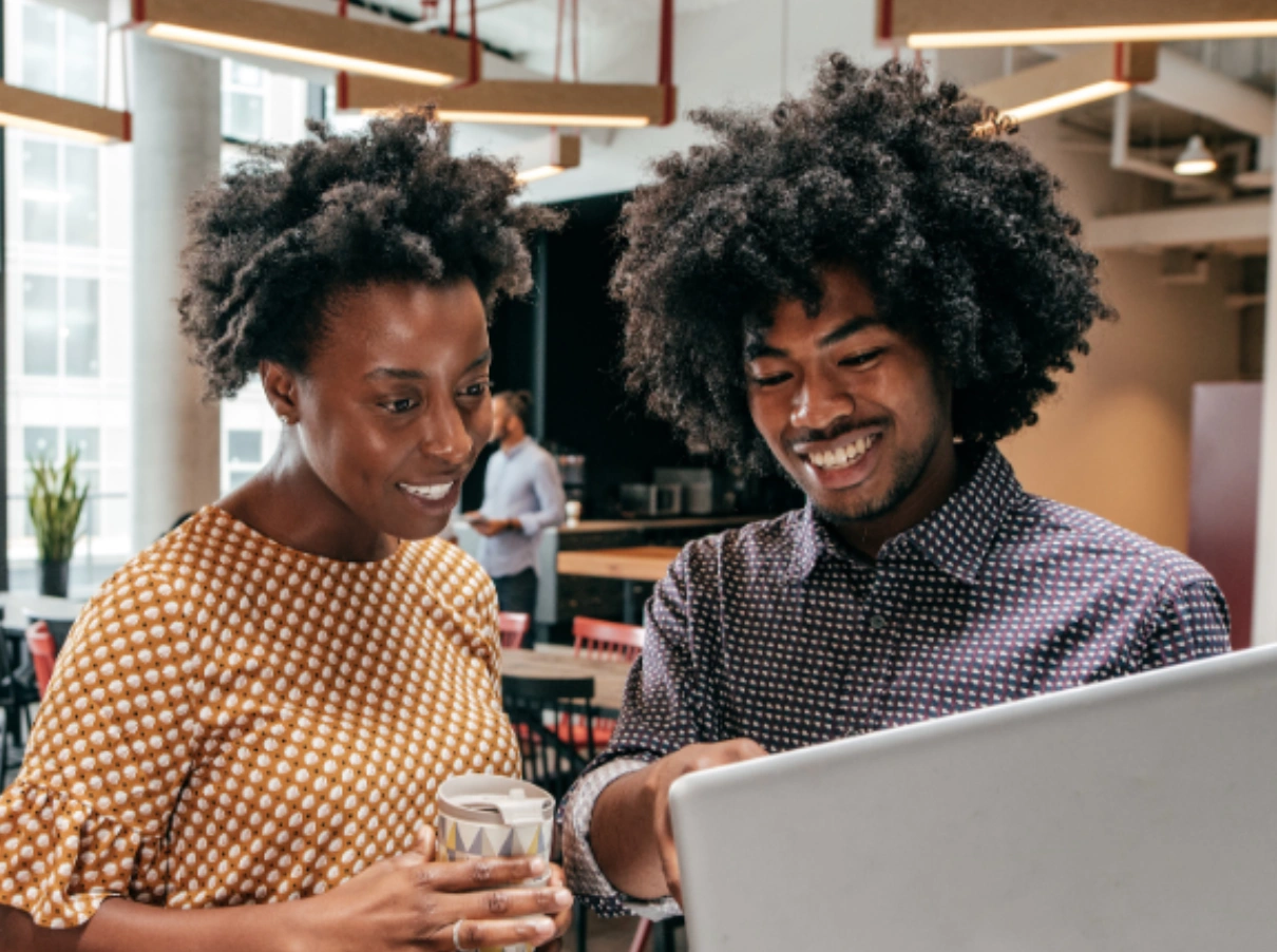 Online Reference Checks Made Simple | Checkmate